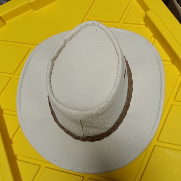 Accessories | Aussie Chiller Hat | Poshmark